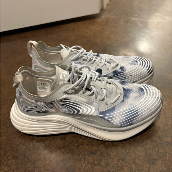 APL | Shoes | Apl Streamline Like New | Poshmark